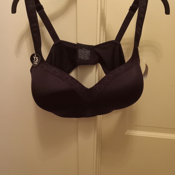 Playtex | Intimates & Sleepwear | New Playtex Bra 44 D | Poshmark